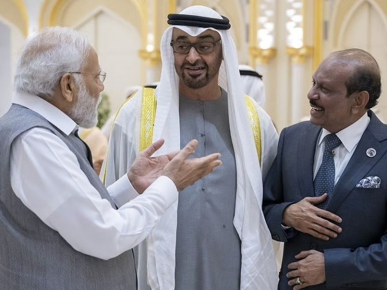 M. A. Yusuff Ali Height, Age, Wife, Children, Family, Biography ...